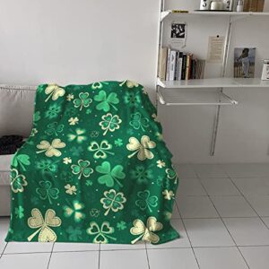 St. Patrick's Day Blankets Flannel Shamrocks Lucky Clover Fleece Throw Blanket,Cozy Soft Warm Fleece Blankets, Green Flannel Blanket Decorative Throw Blankets for Couch Bed Sofa, 39x49 inch