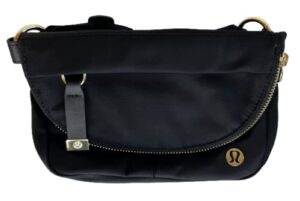 lululemon all night festival bag micro (black/gold)