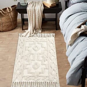 Uphome Boho Bath Mat 2'x3' Beige Hand Woven Tufted Kitchen Rug with Tassels Soft Machine Washable Cotton Small Rug Moroccan Geometric Throw Rug for Doormat Living Room Bedroom Laundry Room