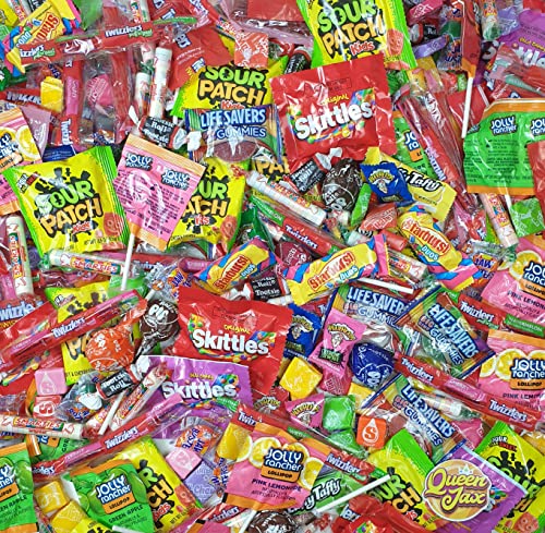 Ultimate Assorted Candy Party Mix - 2 LB Bag - Fun Size Skittles, Nerds, Dubble Bubble, Jolly Ranchers, Smarties, Blow Pops Lollipops & More - Mega Variety Bulk Candy Assortment - Individually Wrapped Candy - Candy Bulk – with Queen Jax Fridge Magnet