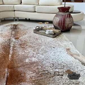 Natural Brown Speckled Cowhide Rug (5' x 7')