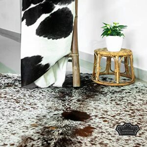 Natural Brown Speckled Cowhide Rug (5' x 7')