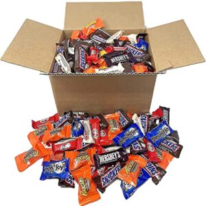 Taboom Bulk Easter Chocolate, Individually Wrapped: 5 LB Box Christmas Candy Variety Pack with Hershey's Milk Chocolate Bars, Reese's Mini Peanut Butter Cups, Snickers, Kit Kat, Almond Joy And Whoppers