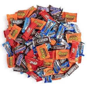 Taboom Bulk Easter Chocolate, Individually Wrapped: 5 LB Box Christmas Candy Variety Pack with Hershey's Milk Chocolate Bars, Reese's Mini Peanut Butter Cups, Snickers, Kit Kat, Almond Joy And Whoppers