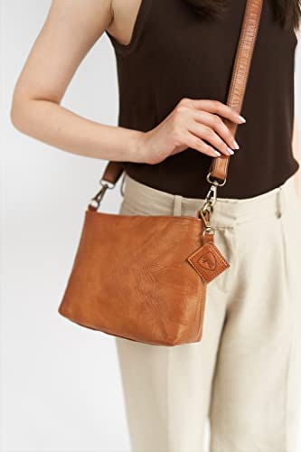 BERLINER BAGS Vintage Leather Shoulder Bag Marbella, Small Crossbody Handbag for Women - Brown