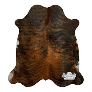 appaloosa cowhides natural medium brindle cowhide rug (5′ x 7′)