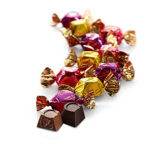 Godiva Chocolatier Holiday 2022 15 Piece G Cube Tin, Chocolate Truffle Gift Box – Individually Wrapped Assorted Gourmet Candy - Unique Gift for Chocolate Lovers, 4.3 ounces