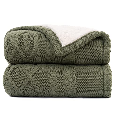 RECYCO Acrylic Cable Knit Sherpa Throw Blanket for Couch, Thick Super Soft Cozy Knit Blanket Sweater Style Sherpa Knitted Throw Blankets for Bed Sofa Chair, 50 x 60 Inches, Forest Green