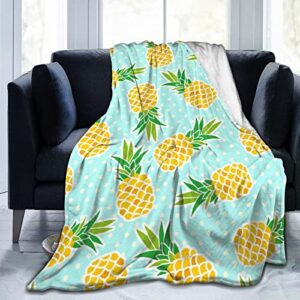 perinsto cute pineapples throw blanket ultra soft warm all season polka dots background decorative fleece blankets for bed chair car sofa couch bedroom 50″x40″