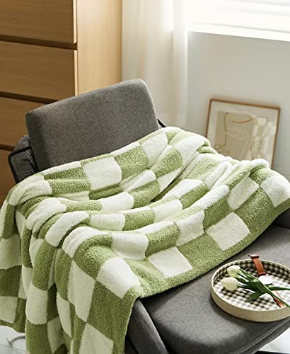 Yizheer Double Sided Checkerboard Grid Cozy Luxury Throw Blankets Warmer Soft Reversible Microfiber Bed Couch Blanket, 51''x63''，Green