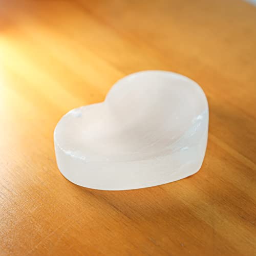 Halukakah Crystals and Healing Stones Selenite Moroccan Recharging Bowl Fengshui Cleansing Refresh Crystal Natural Gemstone Heart Shape 2.4"(6cm)