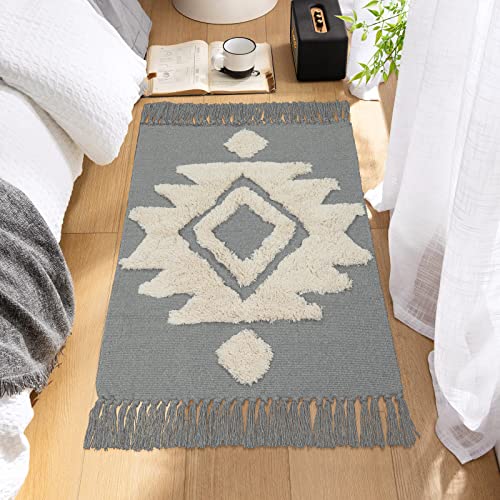 LEEVAN Bathroom Rug 2' x 3' Cotton Moroccan Kitchen Throw Rugs Grey Accent Geometric Tufted Doormat with Tassels Woven Farmhouse Small Area Rug Tribal Machine Washable Rug for EntryWay Hallway