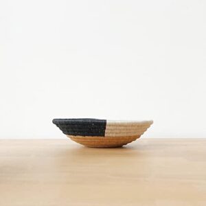 Small African Basket- Nyakinama/Rwanda Basket/Woven Bowl/Sisal & Sweetgrass Basket/Tans, Black, White