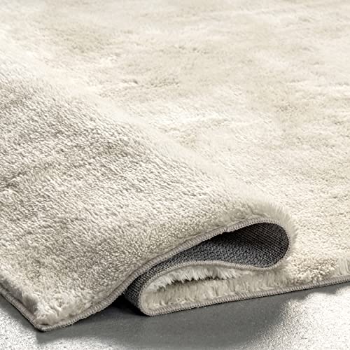 nuLOOM Loni Solid Machine Washable Shag Accent Rug, 2' x 3', Cream