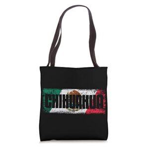 chihuahua con la bandera de méxico tote bag