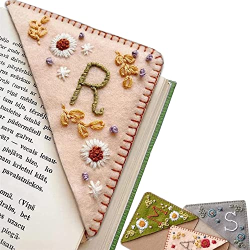 26 Letters Personalized Hand Embroidered Corner Bookmark Cute Flower Embroidery Corner Book Marker Handmade Stitched Felt Triangle Corner for Book Reading Lovers Gift (M, Spring)