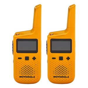 t380 yellow 25 mile 2 way radio w/charging dock