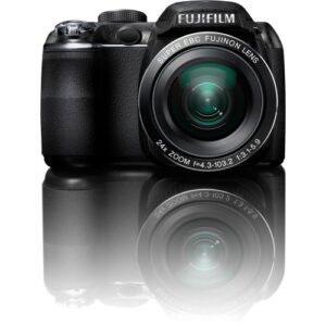 fujifilm finepix s3200 14 mp digital camera with fujinon 24x super wide angle optical zoom lens and 3-inch lcd