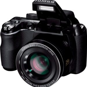 Fujifilm FinePix S3200 14 MP Digital Camera with Fujinon 24x Super Wide Angle Optical Zoom Lens and 3-Inch LCD