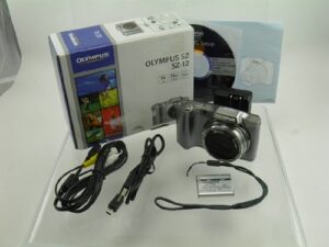 olympus sz-12 14mp digital camera with 24x wide-angle zoom (silver) (old model)