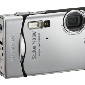 Olympus Stylus 790SW 7.1MP Waterproof Digital Camera with Dual Image Stabilized 3x Optical Zoom (Silver)