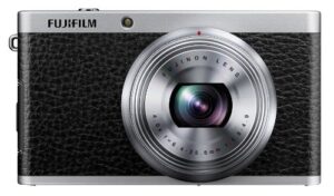 fujifilm xf1/blk 12mp digital camera with 3-inch lcd (black)