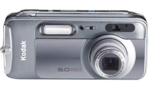 kodak easyshare ls753 5 mp digital camera with 2.8xoptical zoom