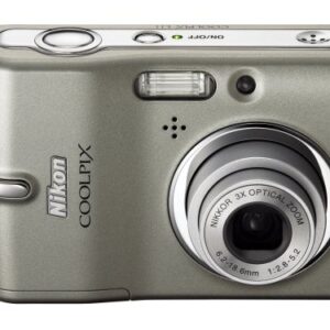 Nikon Coolpix L11 6MP Digital Camera with 3x Optical Zoom (OLD MODEL)