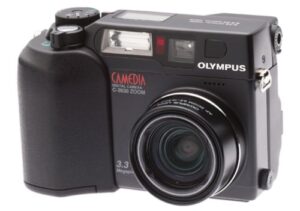 olympus c3030 3.2mp digital camera w/ 3x optical zoom