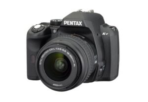 pentax k-r 12.4 mp digital slr camera with 3.0-inch lcd and 18-55mm f/3.5-5.6 lens (black)