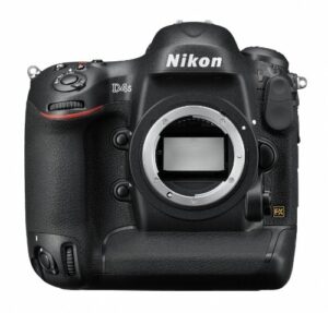 nikon dslr camera body d4s d4s [international version, no warranty]