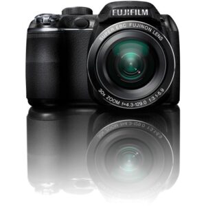 fujifilm finepix s4000 14 mp digital camera with fujinon 30x super wide angle optical zoom lens and 3-inch lcd