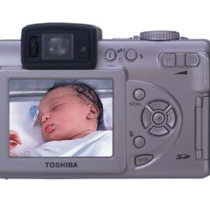 Toshiba PDR-M700 3MP Digital Camera with 10x Optical Zoom