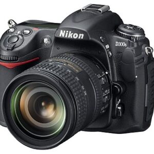 Nikon D300s 12.3MP CMOS Digital SLR Camera with AF-S DX NIKKOR 18-200mm f/3.5-5.6G ED VR II Lens