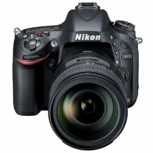 Nikon D600 24.3 MP CMOS FX-Format Digital SLR Kit with 28-300mm f/3.5-5.6G ED Nikkor Lens (OLD MODEL)