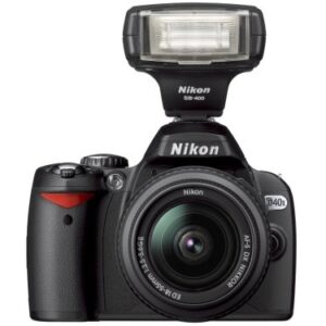 Nikon D40x 10.2MP Digital SLR Camera with 18-135mm f/3.5-5.6G ED-IF AF-S DX Zoom-Nikkor Lens