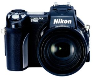 nikon coolpix 5700 5mp digital camera w/ 8x optical zoom (discontinued by manufacturer)