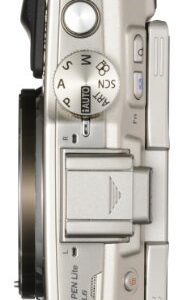 Olympus Mirrorless SLR E-PL6 Body Only (Silver) - International Version