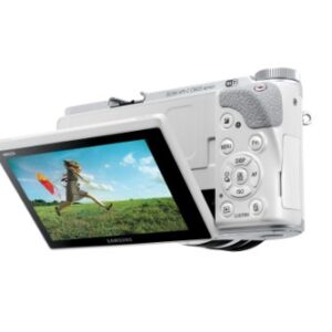 Samsung NX300 20.3MP CMOS Smart WiFi Mirrorless Digital Camera with 20-50mm Lens and 3.3" AMOLED Touch Screen (White)