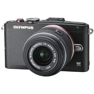 Olympus PEN E-PL6 Two Lens Kit + FlashAir Memory Card