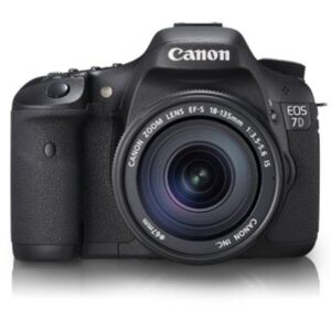 Canon EOS 7D 18 MP CMOS Digital SLR Camera with 18-135mm f/3.5-5.6 IS UD Lens (discontinued by manufacturer)