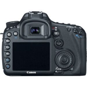 Canon EOS 7D 18 MP CMOS Digital SLR Camera with 18-135mm f/3.5-5.6 IS UD Lens (discontinued by manufacturer)