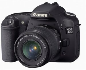 canon eos 30d 8.2mp digital slr camera kit with ef-s 18-55mm f/3.5-5.6 lens