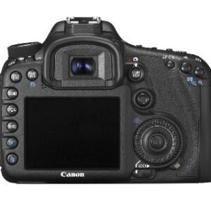 Canon EOS 7D Digital Camera with 18-135mm f/3.5-5.6 IS Lens Kit