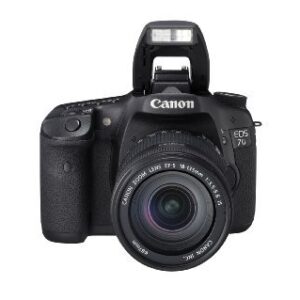 Canon EOS 7D Digital Camera with 18-135mm f/3.5-5.6 IS Lens Kit