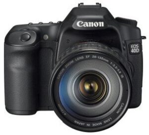 canon eos 40d 10.1mp digital slr camera with ef 28-135mm f/3.5-5.6 is usm standard zoom lens