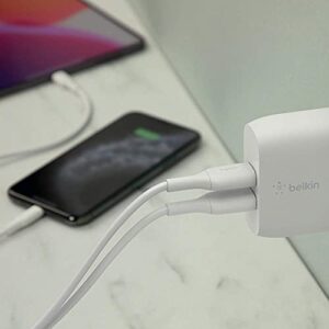 Belkin 24W Dual Port USB Wall Charger - iPhone Fast Charging - USB Charging Block for Power Bank, iPhone 14, iPhone13, iPhone 12, iPhone 11, iPad Pro, Samsung & More, iPhone Cable Not Included