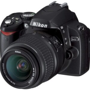 Nikon D40 6.1MP Digital SLR Camera Kit with 18-135mm f/3.5-5.6G ED-IF AF-S DX Zoom-Nikkor Lens