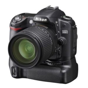 Nikon D80 (Body only) 10.2MP Digital SLR Camera Japan Imports [International Version, No Warranty]