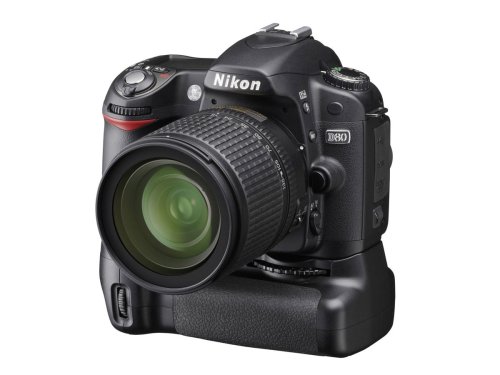 Nikon D80 (Body only) 10.2MP Digital SLR Camera Japan Imports [International Version, No Warranty]